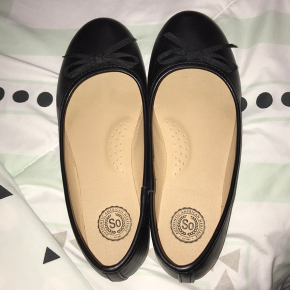 SO | Shoes | These Are Black Simple Flats | Poshmark
